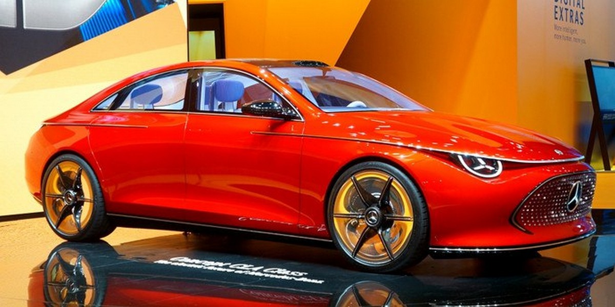 На автомобили Mercedes-Benz будут ставить двигатели Geely